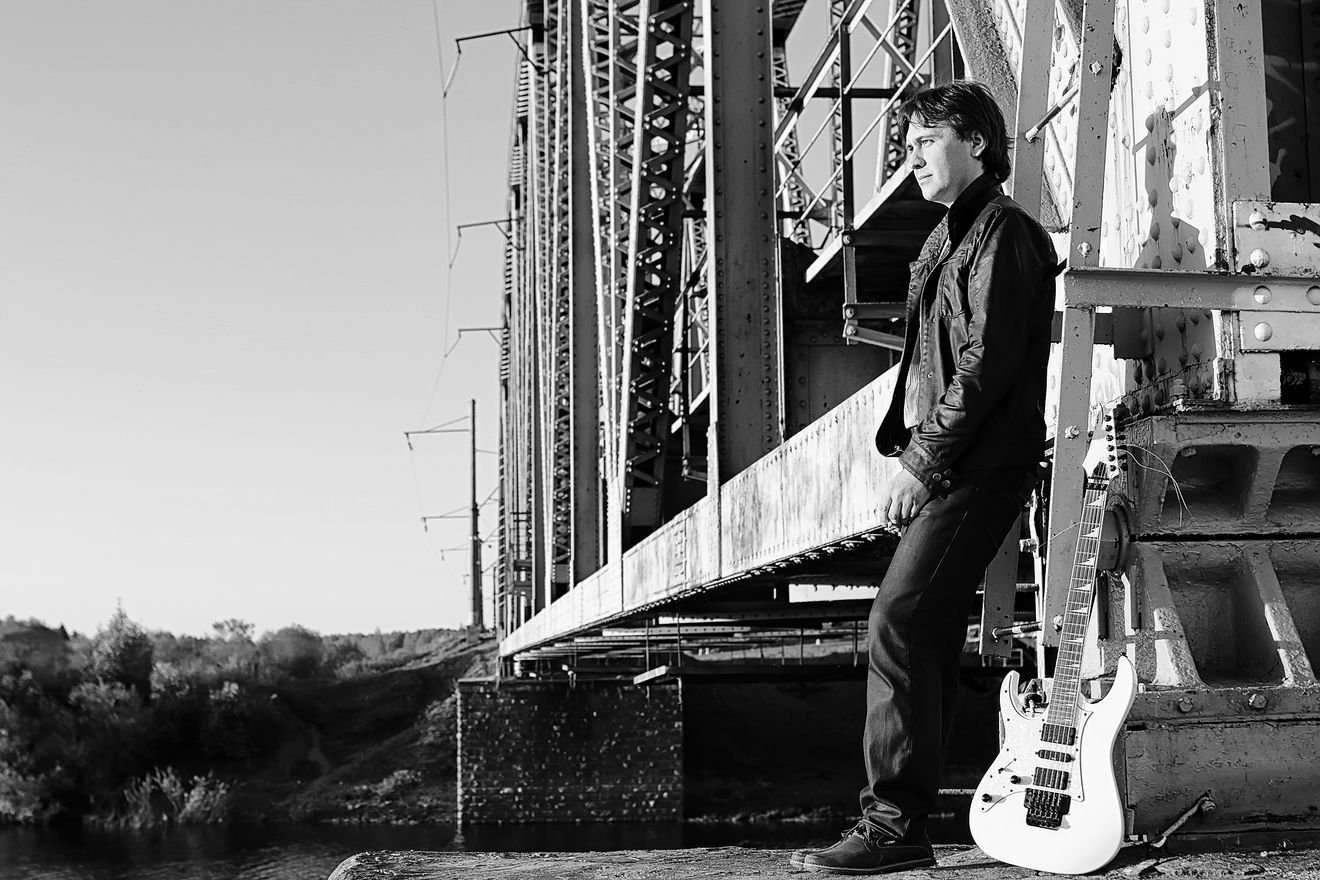 Roles in a Rock Band: Exploring Different Lineups and Gender Dynamics